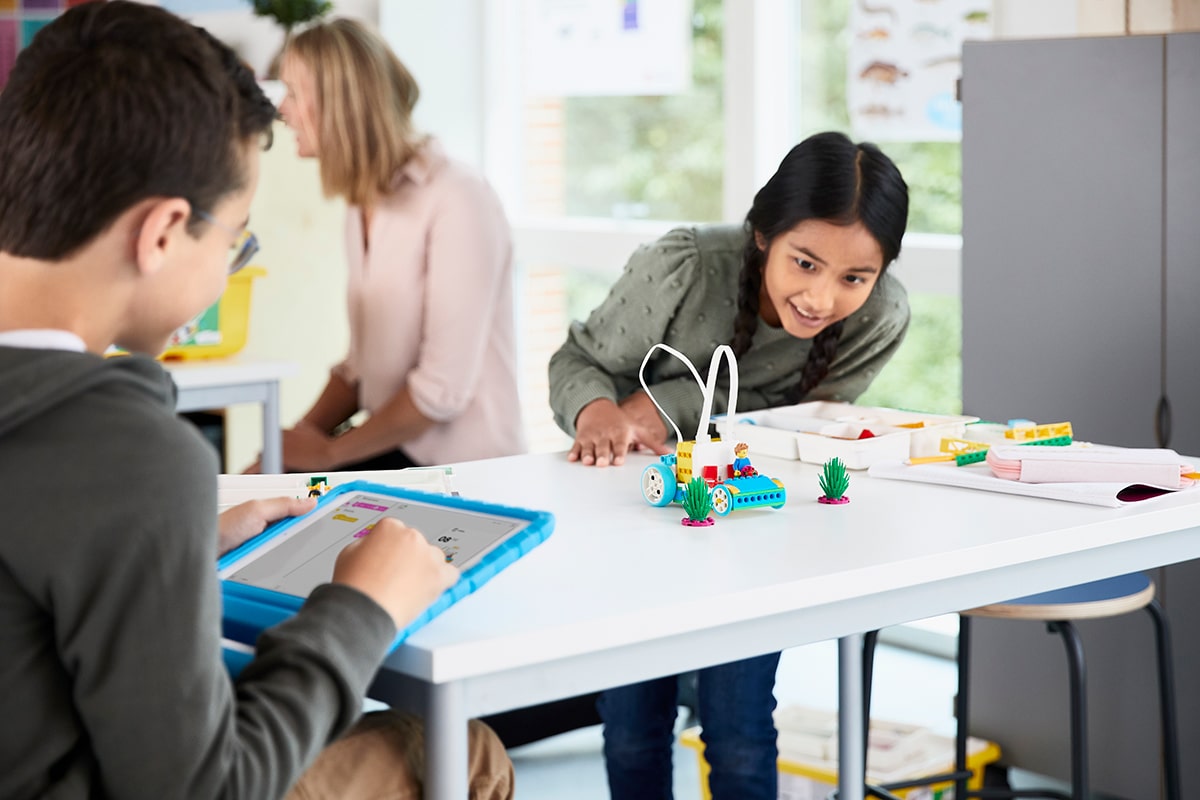 LEGO® Education SPIKE™ Essential - STEMBricks.co.uk